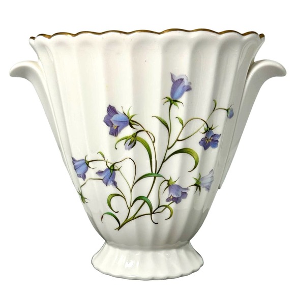 Spode | Accents | Spode 5 Campanula Vase | Poshmark